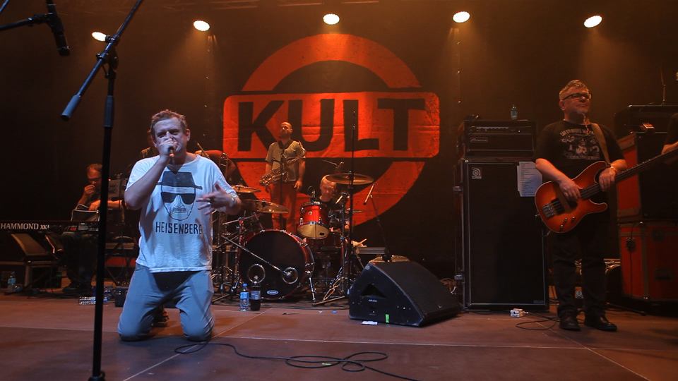 Kult świętuje 41-lecie działalności. Poznaj najstarszy utwór zespołu ...