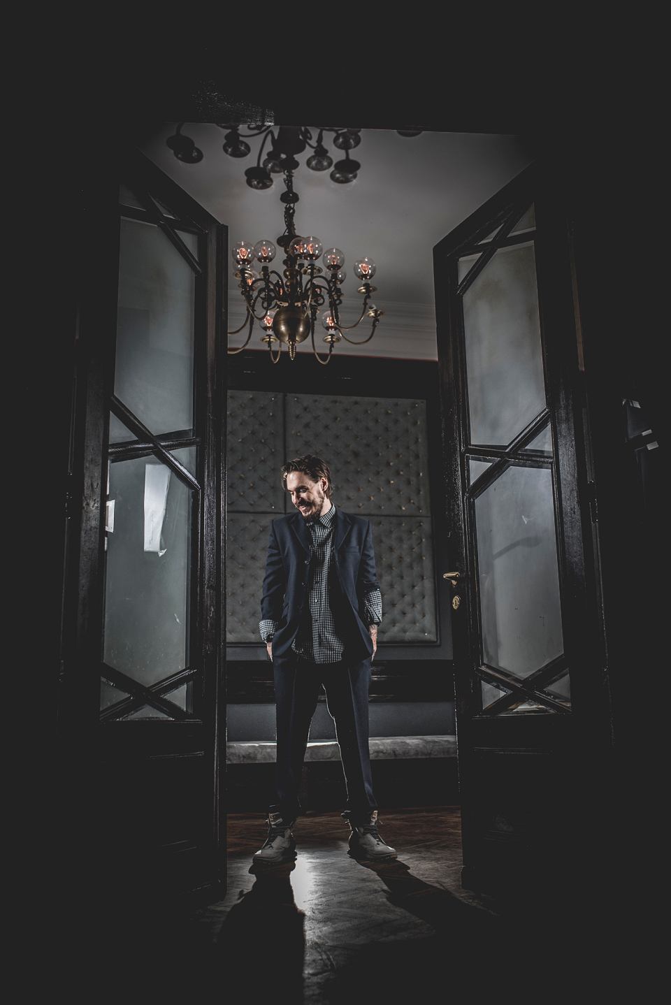 Miuosh prezentuje utwór „Motyle” z gościnnym udziałem Igora Igo ...