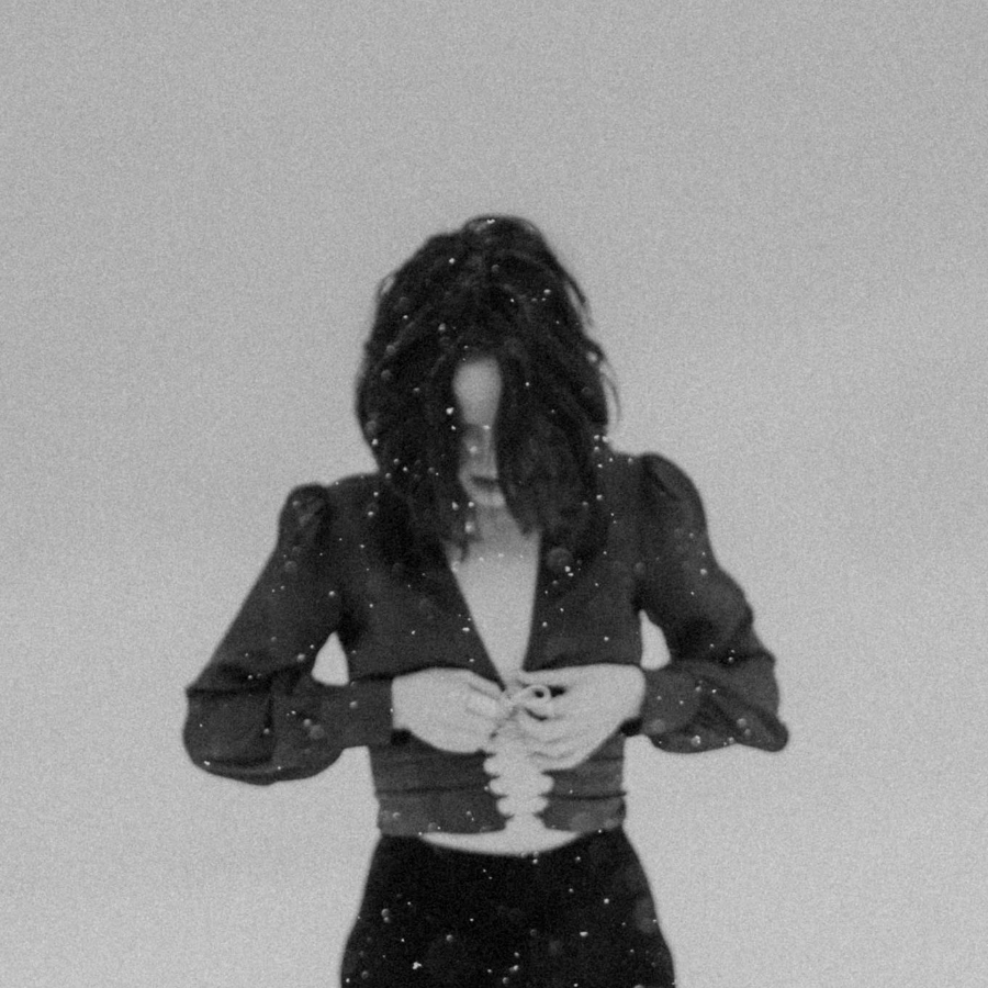 Maja Laura prezentuje nowy utwór „Bardo” [PREMIERA] - Polska Płyta ...