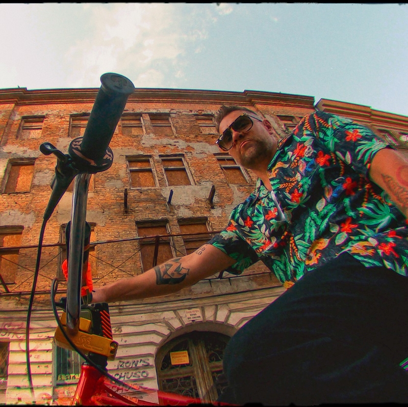 TEDE z nowym bangerem „ELOVELO” - Polska Płyta / Polska Muzyka