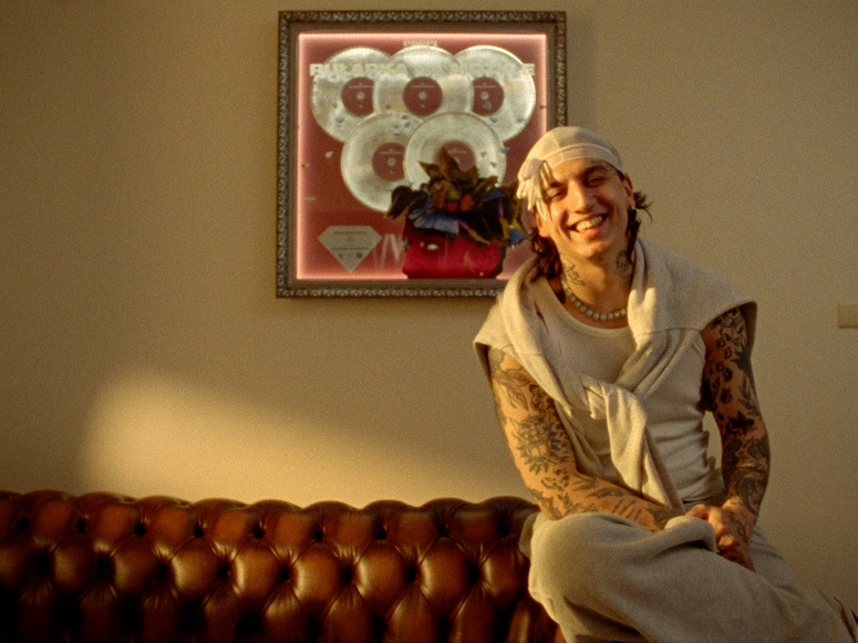 Sobel prezentuje nowy singiel „KOCHASZ?” - Polska Płyta / Polska Muzyka